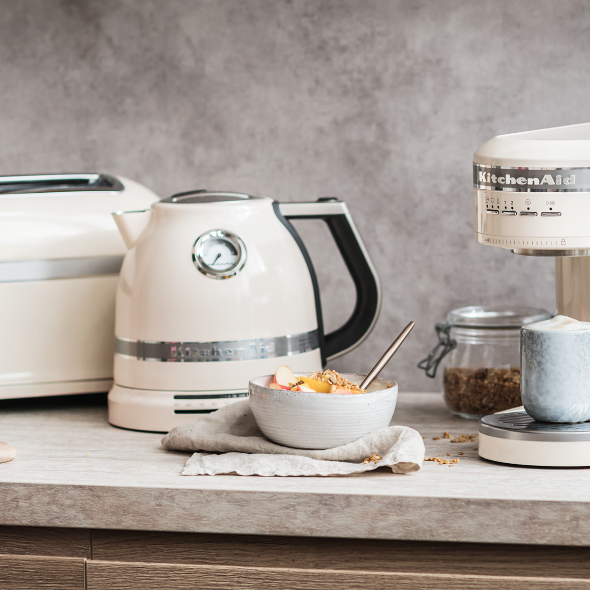 KitchenAid Artisan Vattenkokare 1,5 L Creme - Cervera